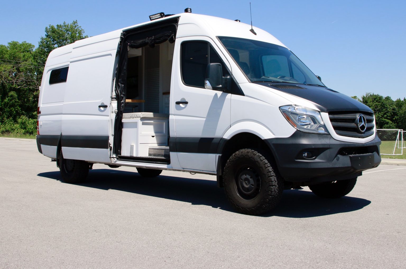 2018 Mercedes Sprinter Camper Van For Sale in Franklin, Tennessee - Van ...