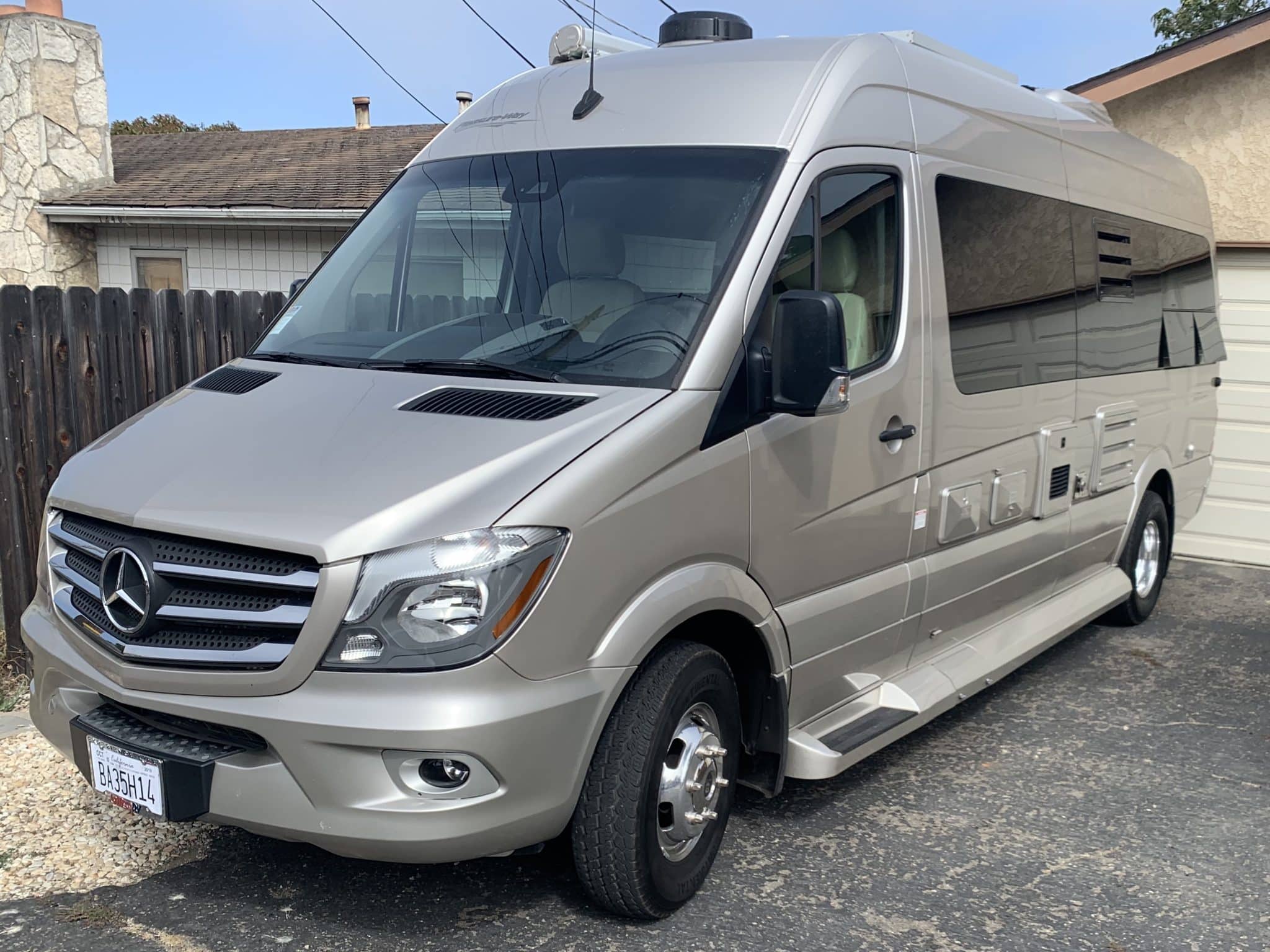 2019 Mercedes Sprinter Camper Van For Sale in Portland, Oregon - Van Viewer
