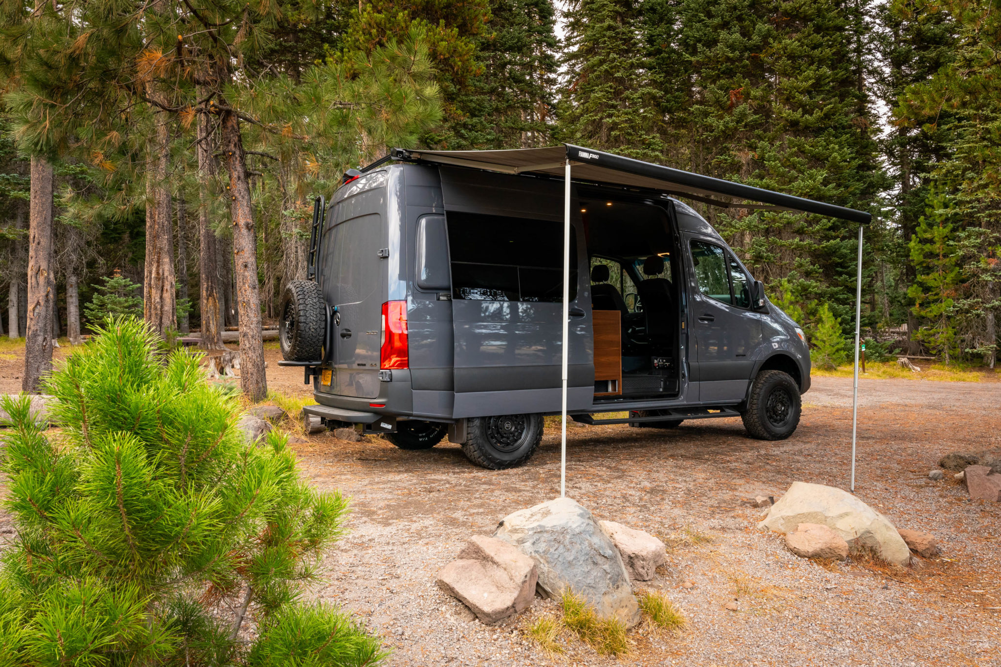 2020 Mercedes Sprinter Camper Van For Sale in bend, Oregon - Van Viewer