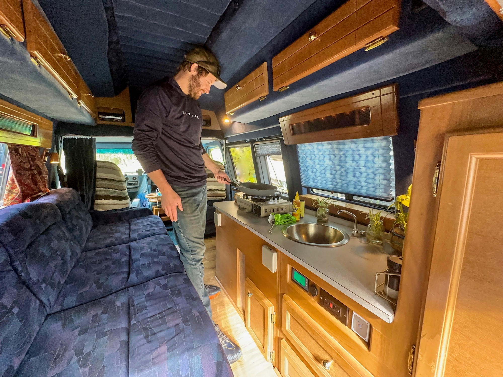 1995 Chevy G-Series For Sale In Seattle, Washington - Van Viewer