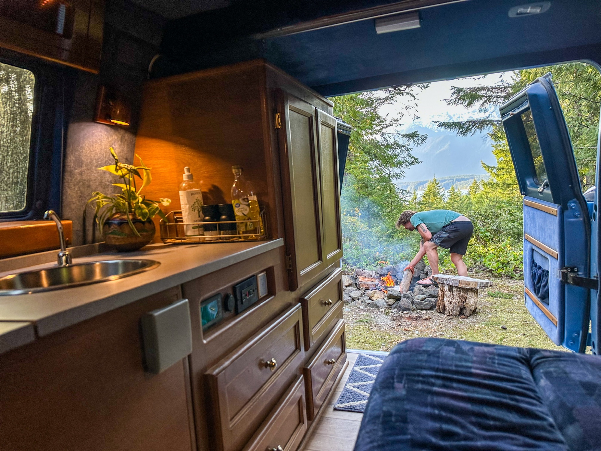 1995 Chevy G-Series For Sale In Seattle, Washington - Van Viewer