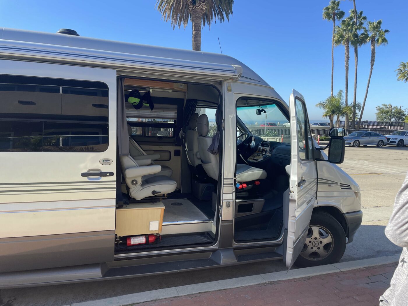 2005 Mercedes Sprinter For Sale In Seattle - Van Viewer